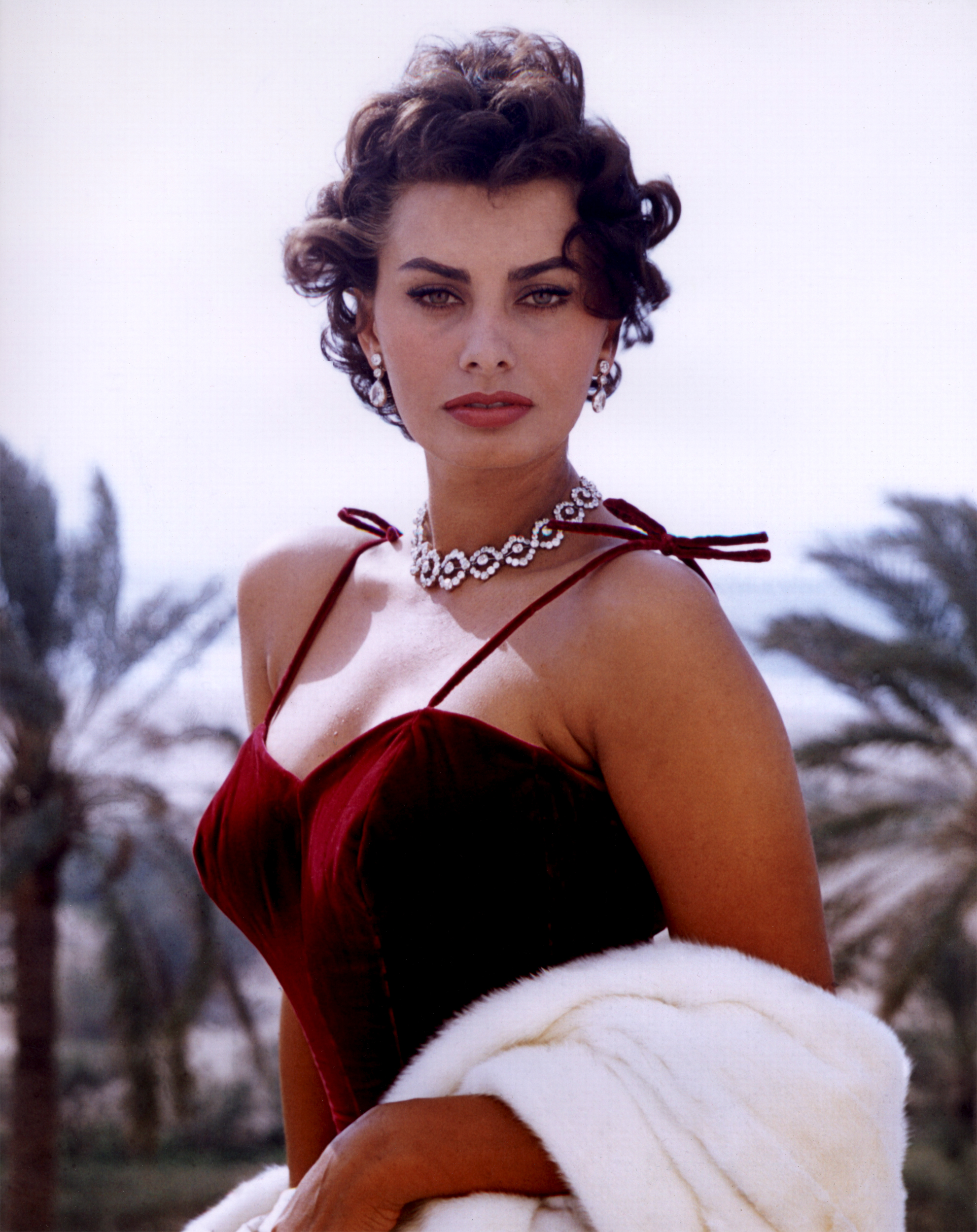 Celeb Make Up Artist On How To Channel Your Inner Sophia Loren