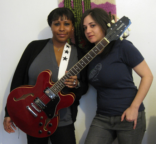 Astoria Characters: The Hot Chicks in the Cool Band | HuffPost New York