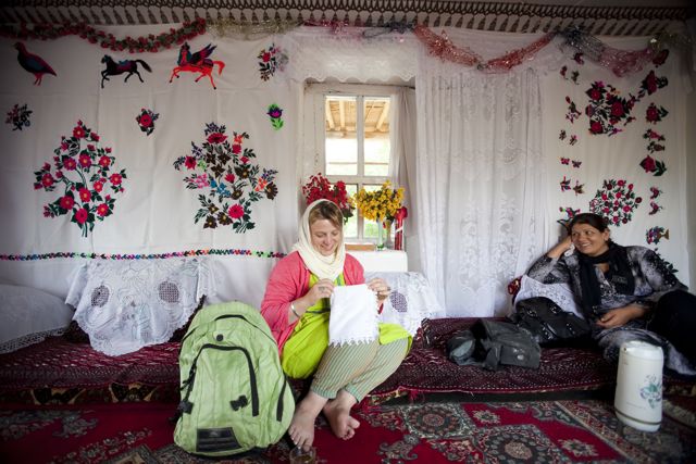 Afghanistan: Aid group fighting in the frontline - in the battle ...