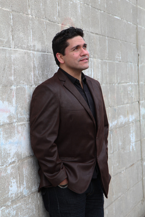 Astoria Characters: The Triumphant Tenor | HuffPost New York