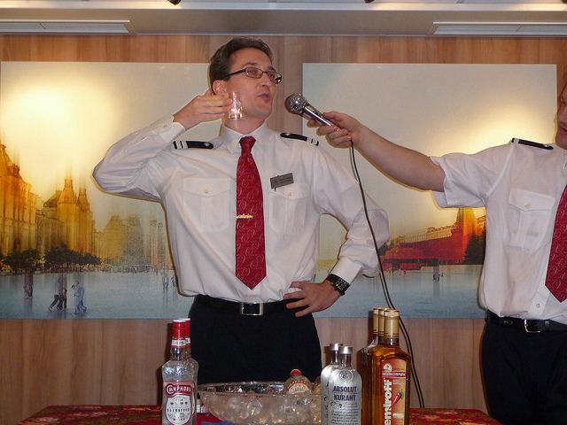 Alcohol Etiquette: A Guide to Getting Drunk Around the World | HuffPost ...