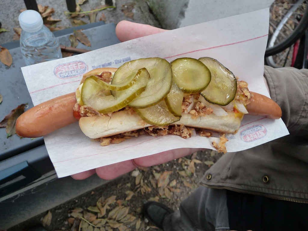 An International Hot Dog Guide, From Chile to the Czech Republic ...