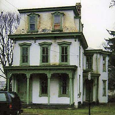 6 Scary Houses Turned Into Spectacular Homes | HuffPost Life