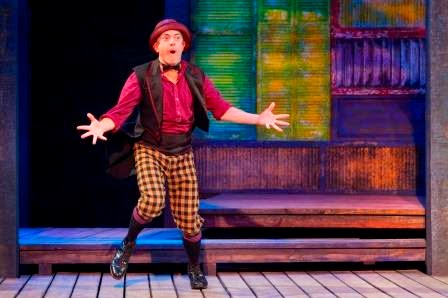 Setting Up the Jokes for Maximum Effect | HuffPost Entertainment