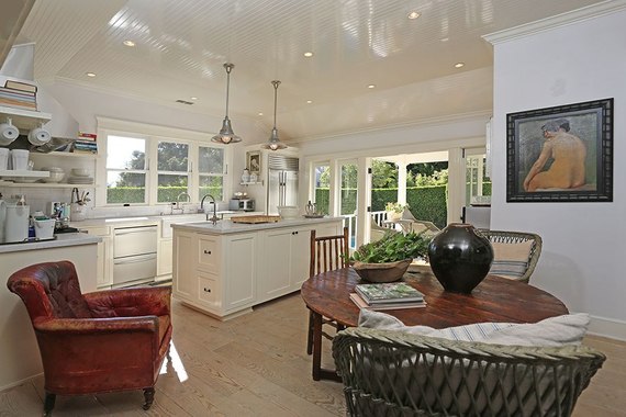 A Complete Tour of Lena Dunham's Adorable New L.A. Home | HuffPost Life